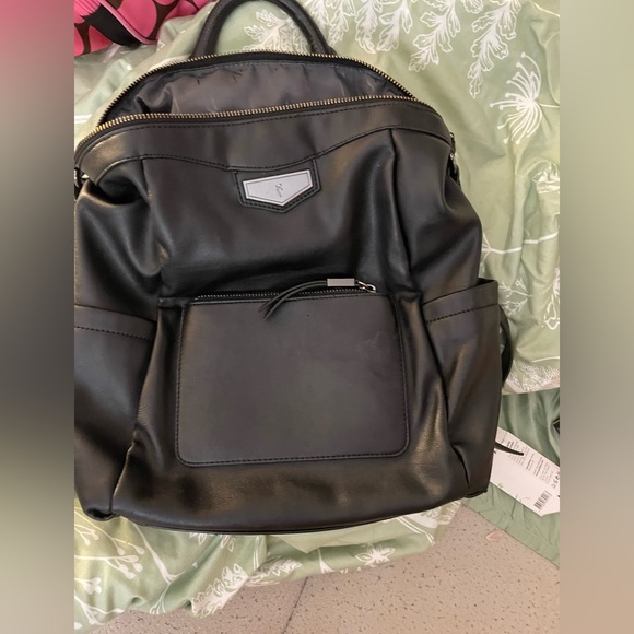 Simply Vera Vera Wang | Bags | Simply Vera Vera Backpack Purse No Wear ...